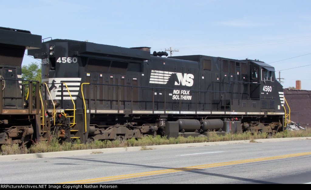 NS 4560